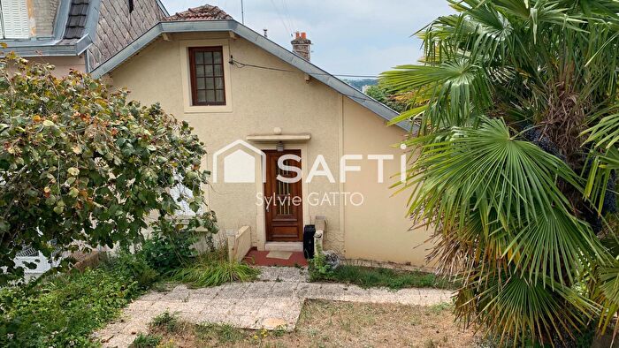 Maison 5 pièces à Laxou, Village, Saint-Genès, Saint-Anne, à vendre