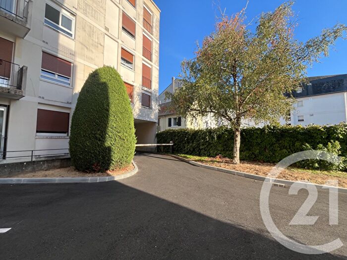 Appartement 3 pièces à Châtellerault, Est, à vendre