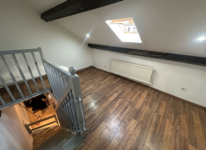 Appartement à vendre - Amplepuis - 5 pièces - 3 chambres