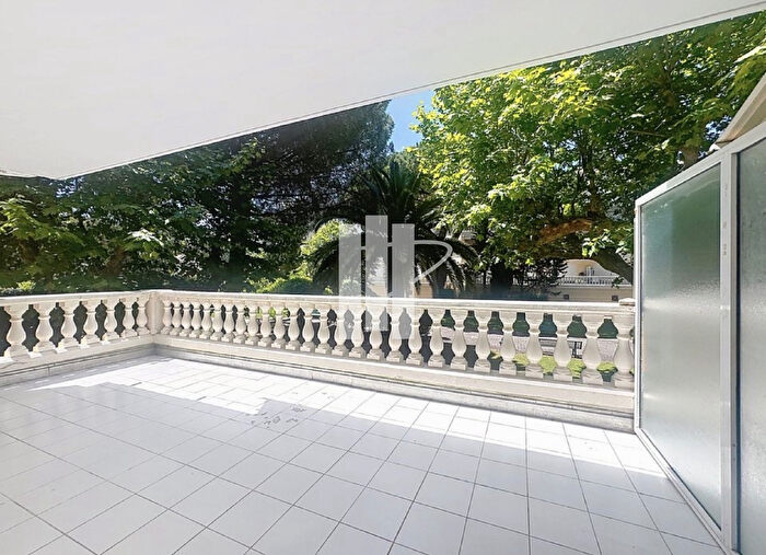 Appartement 3 pièces à vendre à Fréjus, Centre-ville