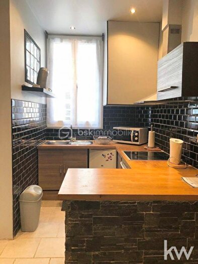 Appartement à vendre - Saint-Denis, La Plaine Saint-Denis - 2 pièces - 1 chambre