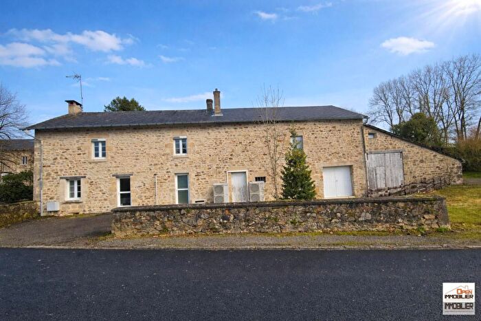 Maison à vendre - Domps - 9 pièces - 3 chambres