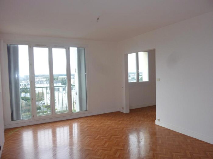 Appartement 4 pièces à louer à Orléans, Soleil Levant, Champ de Mars
