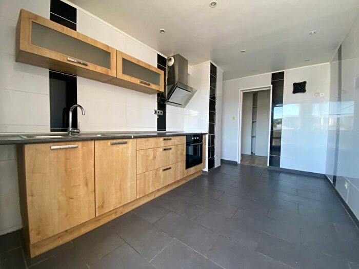 Appartement à vendre - Saint-Étienne, Montaud - 4 pièces - 2 chambres