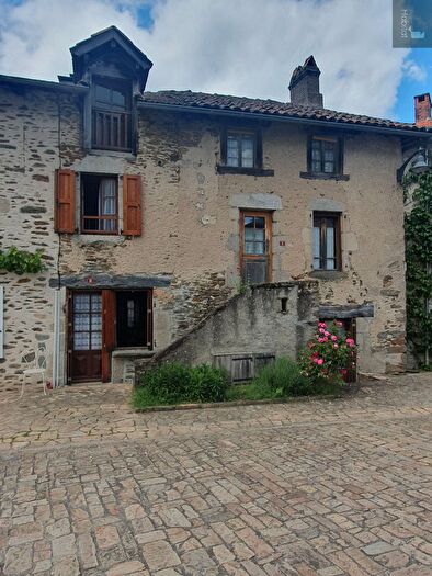Maison 3 pièces à Leynhac, à vendre