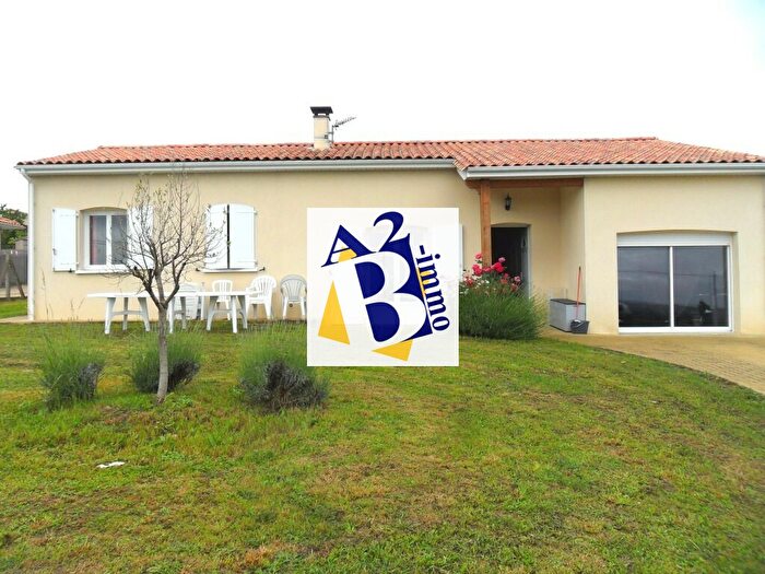Maison 5 pièces à Bouëx, à vendre