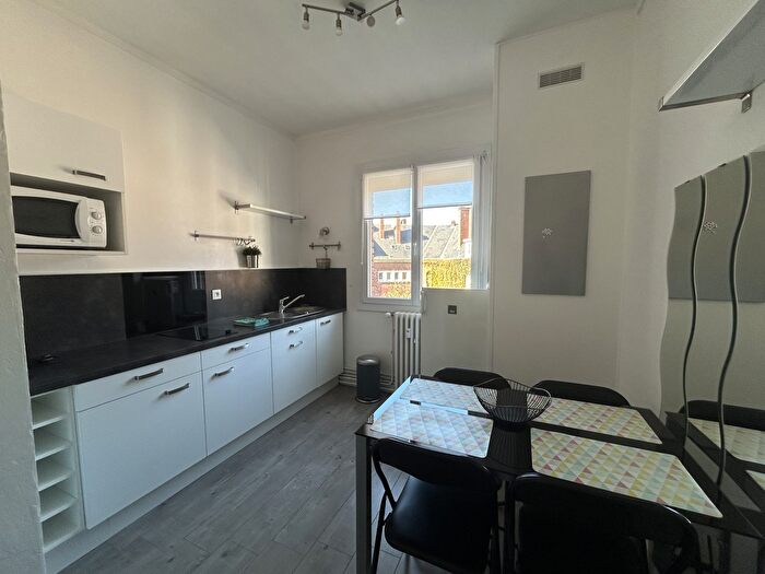 Appartement à louer - Amiens - 2 pièces - 1 chambre