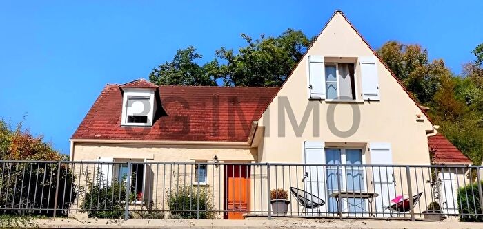 Maison à vendre - Verneuil-en-Halatte - 7 pièces - 4 chambres