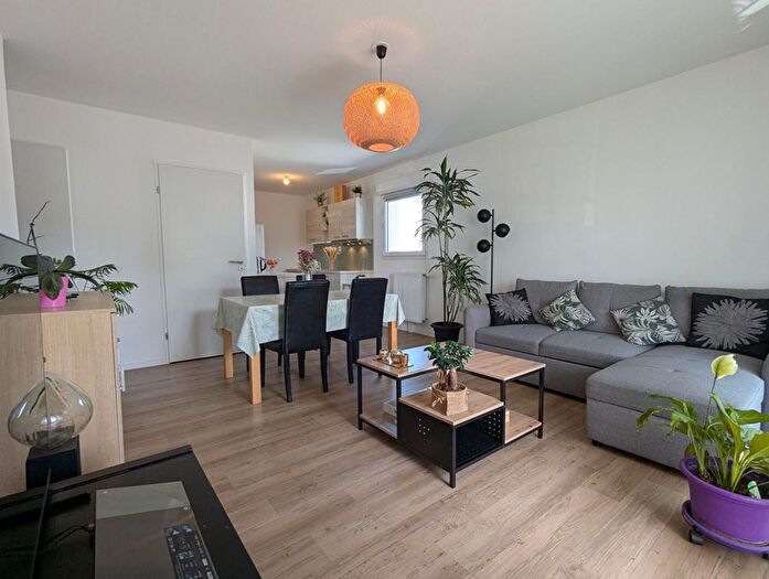 Appartement à vendre - Vannes, Nord Est - 3 pièces - 2 chambres
