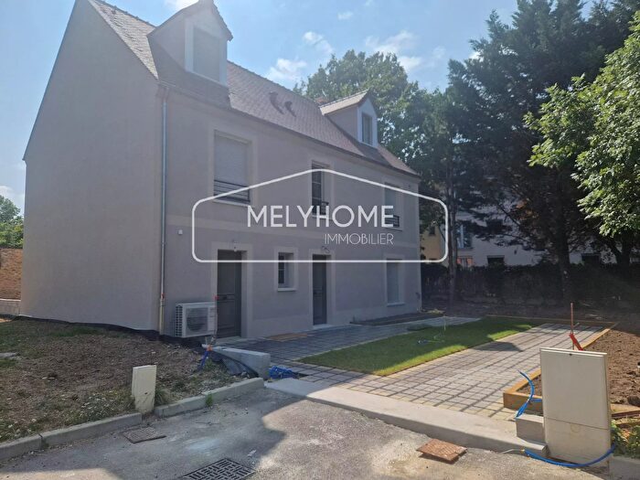 Rambouillet, Saint-Hubert, Louvière : Maison 8 pièces à louer