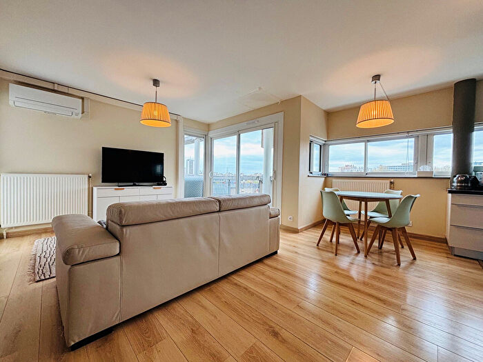 Appartement à vendre - Tours, Sanitas, Rotonde - 3 pièces - 2 chambres