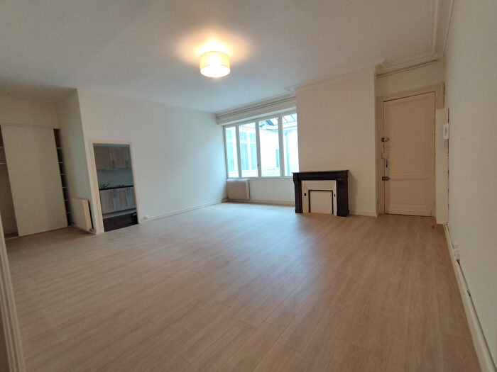 Bordeaux, Quinconces, Grands Hommes, Tourny : Appartement 3 pièces à louer