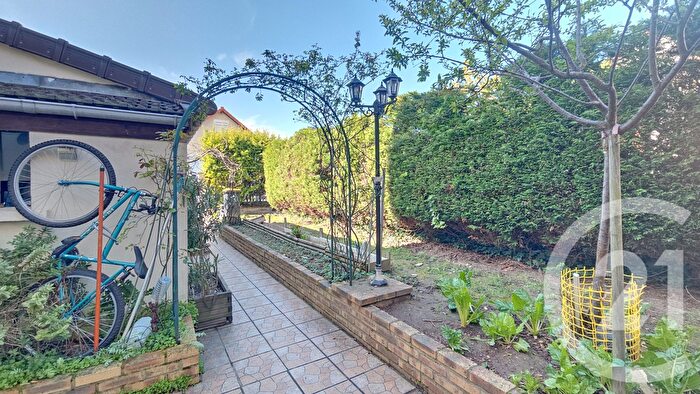 Maison à vendre - Le Blanc-Mesnil, Centre Coudray - 5 pièces - 3 chambres