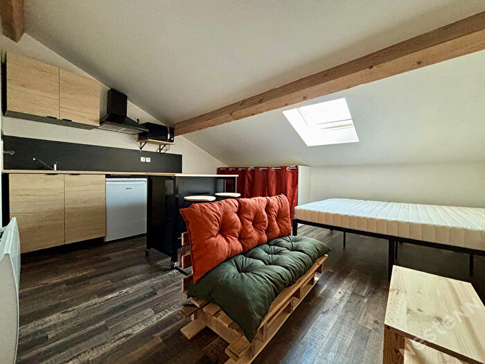 Appartement à louer - Agen, Gare - 1 pièce