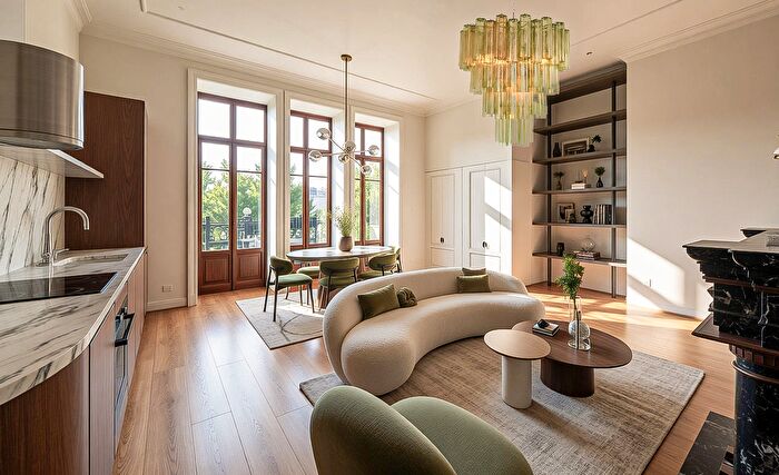 Aix-les-Bains, Est : Appartement 3 pièces à vendre