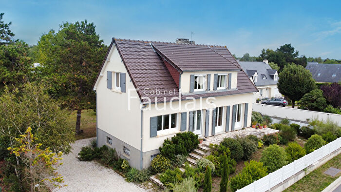 Maison à vendre - Agon-Coutainville - 6 pièces - 4 chambres