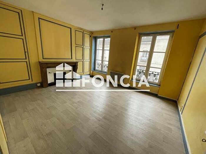 Appartement à louer - Centre Ville, Bourg-en-Bresse - 3 pièces - 2 chambres