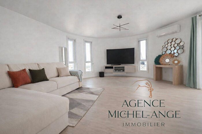 Appartement à louer - Dhuys-François Mitterand, Bagnolet - 3 pièces - 2 chambres