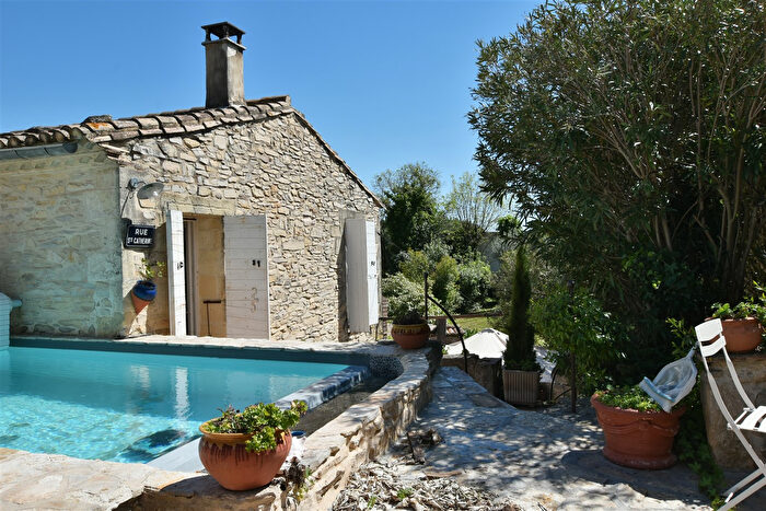 Maison à vendre - Calvisson - 4 pièces - 3 chambres