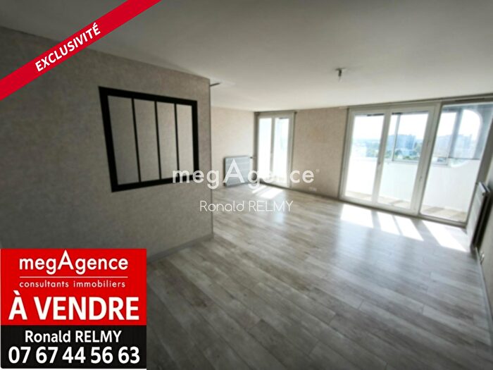 Appartement à vendre - La Roche-sur-Yon, Pentagone, Pont-Morineau - 5 pièces - 3 chambres