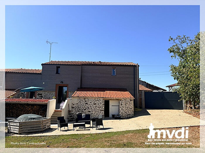 La Chapelle-Saint-Florent : Maison 6 pièces à vendre