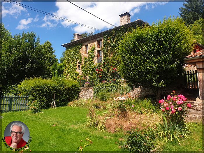 Maison à vendre - Mariac - 15 pièces - 4 chambres