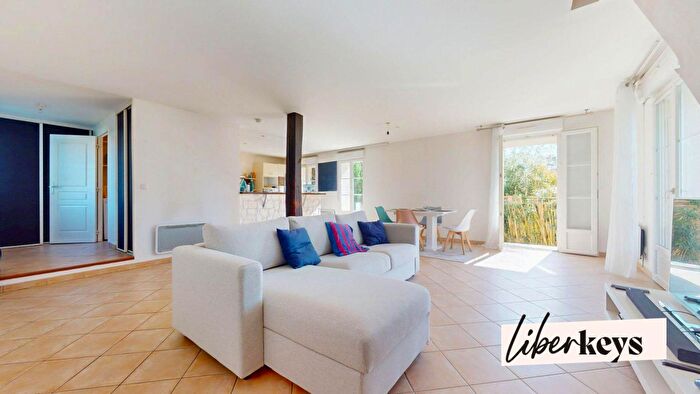 Maison à vendre - Bernes-sur-Oise - 5 pièces - 3 chambres