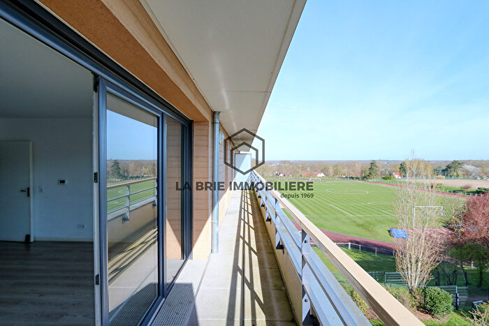 Appartement à vendre - Villecresnes - 3 pièces - 2 chambres