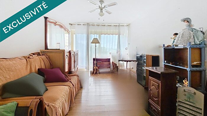 Appartement à vendre - Melun, Saint-Liesne - 3 pièces - 2 chambres