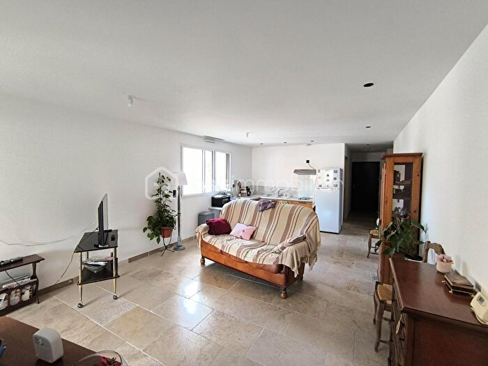 Appartement à vendre - Cavaillon, Centre-ville - 3 pièces - 2 chambres