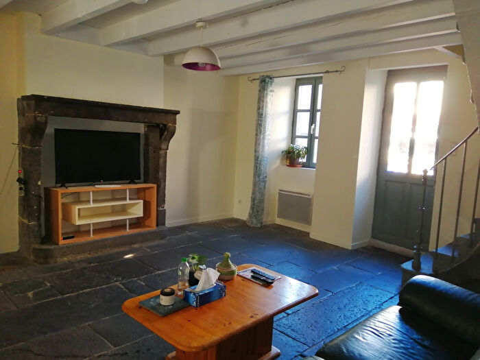 Maison à vendre - Volvic - 3 pièces - 1 chambre