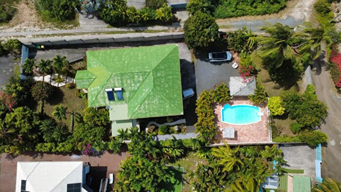 Maison 7 pièces à Le Moule, à vendre