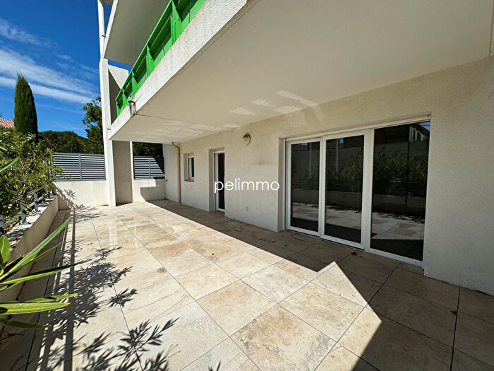 Salon-de-Provence, Aires de la Dime, Le Quintin : Appartement 3 pièces à louer