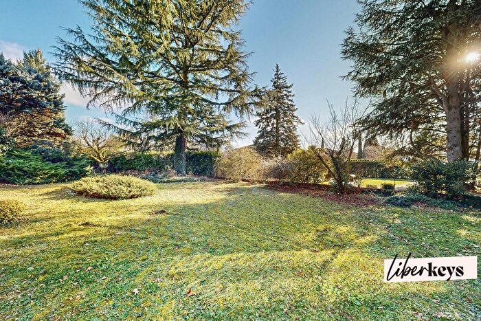 Maison à vendre - Sathonay-Village - 4 pièces - 3 chambres