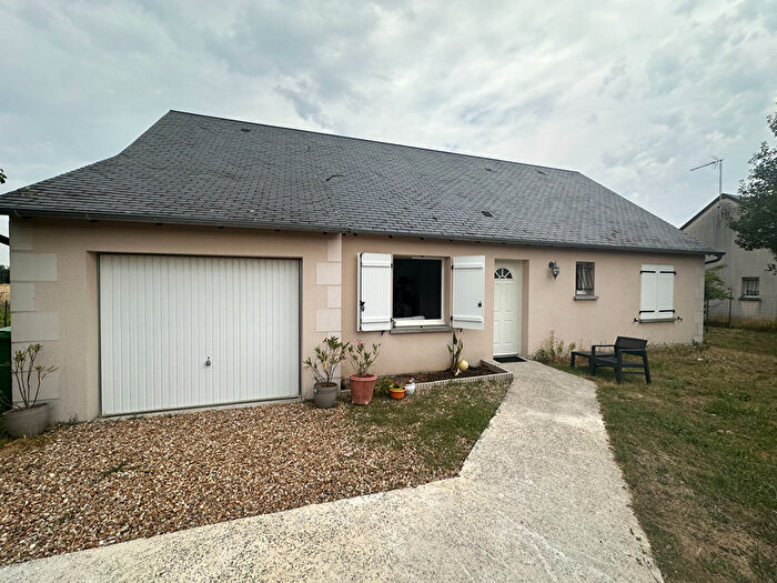 Maison à vendre - Nouâtre - 4 pièces - 3 chambres