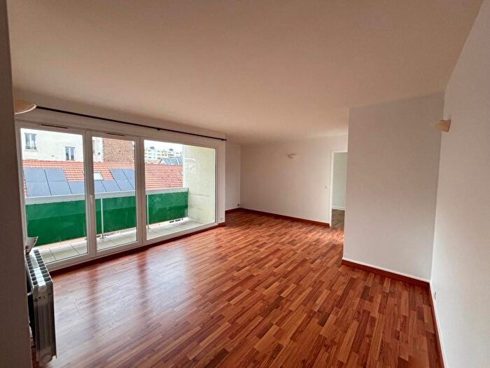 Appartement à louer - Asnières-sur-Seine, Centre-ville - 4 pièces - 3 chambres