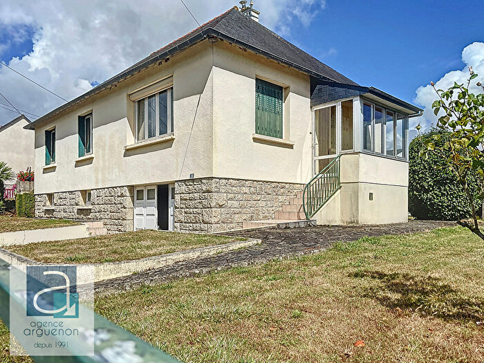 Maison à vendre - Caulnes - 6 pièces - 4 chambres