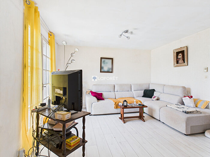 Maison à vendre - Scaër - 6 pièces - 5 chambres