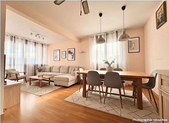 Appartement à vendre - Sassenage - 4 pièces - 2 chambres