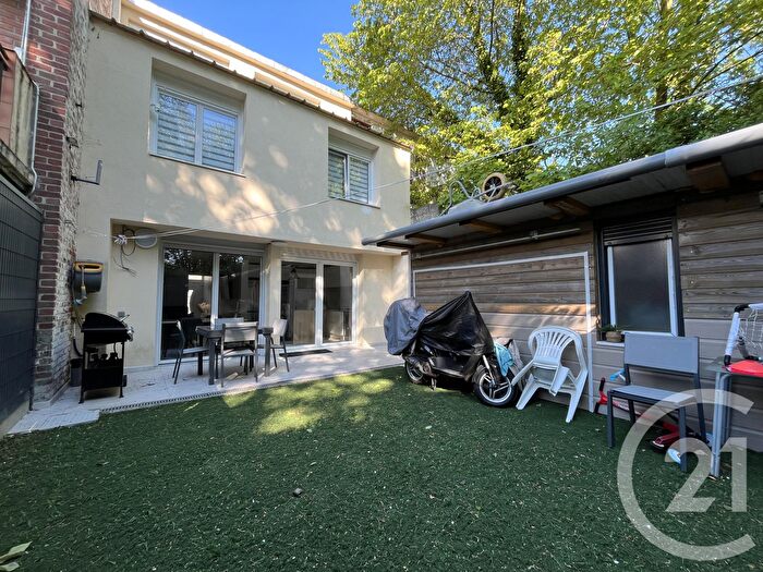 Maison à vendre - Villeneuve-dAscq, Résidence Triolo - 7 pièces - 6 chambres