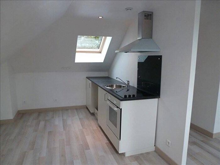 Centre Ville, Saint-Quentin : Appartement 2 pièces à louer