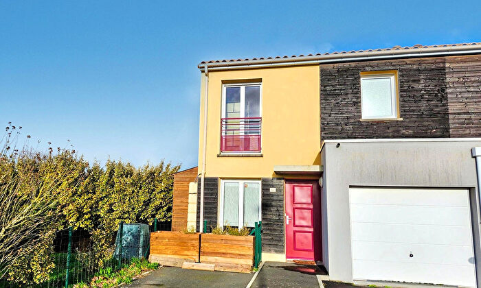 Maison à vendre - Le Loroux-Bottereau - 4 pièces - 3 chambres