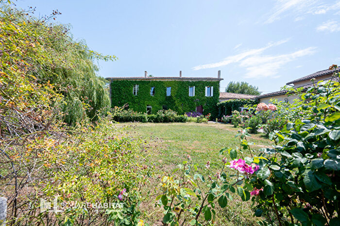 Maison 20 pièces à Fronsac, à vendre