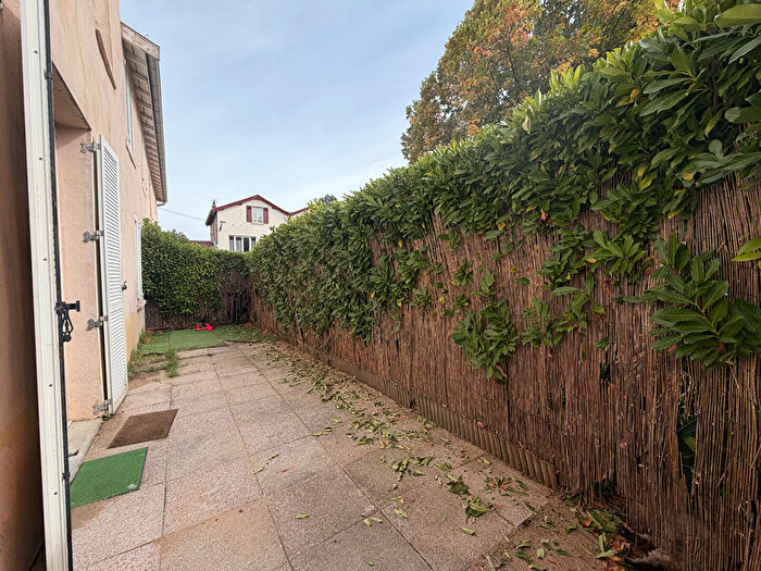 Craponne : Appartement 3 pièces à louer
