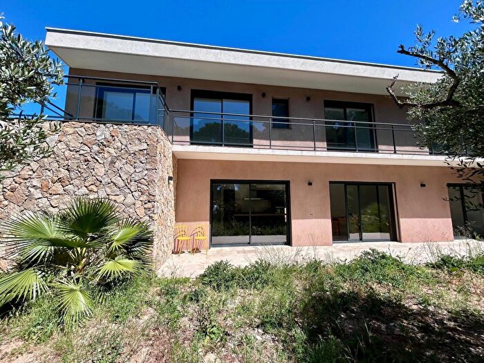 Saint-Raphaël, Valescure, Vaulongue : Maison 6 pièces à vendre