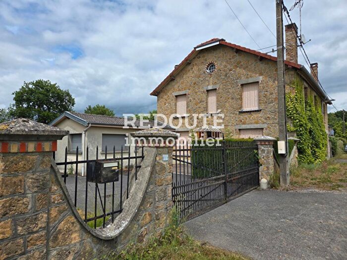 Ambly-Fleury : Maison 8 pièces à vendre