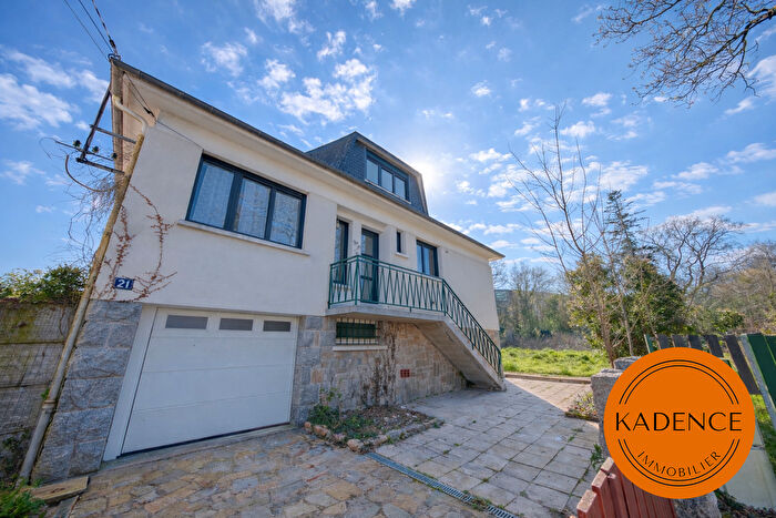 Maison à vendre - Quartiers Nord-Ouest, Saint-Martin - 8 pièces - 7 chambres