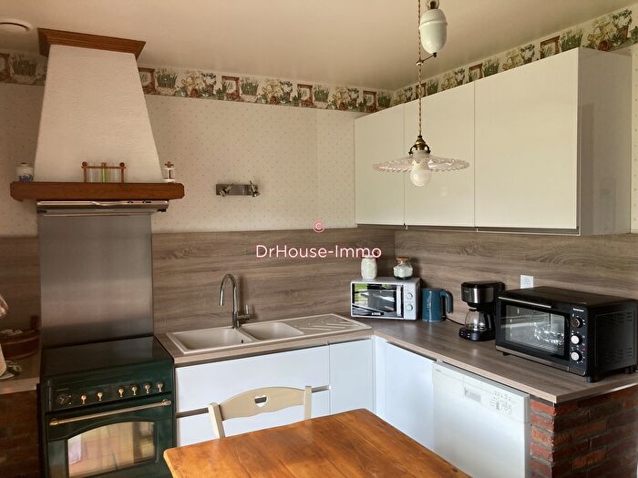 Maison 5 pièces à Rouxmesnil-Bouteilles, à vendre