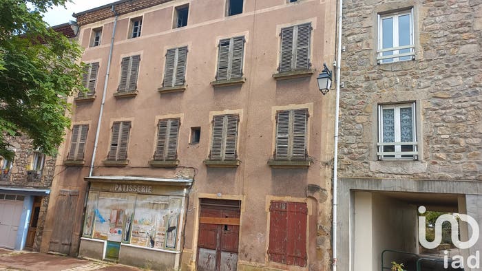 Maison 4 pièces à vendre à Saint-Julien-Molin-Molette