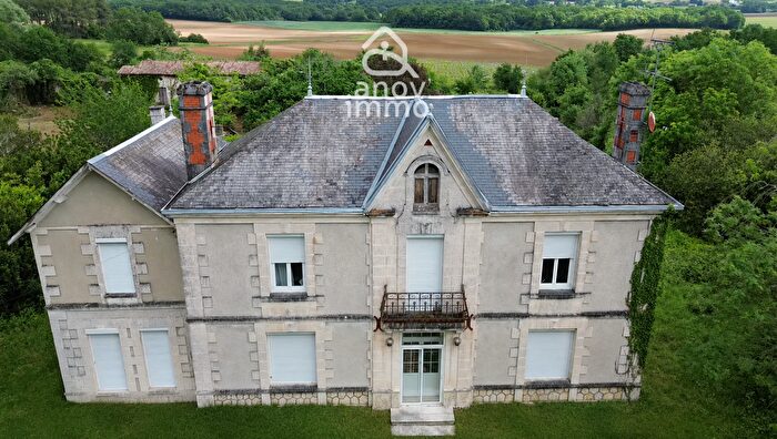 Maison 7 pièces à vendre à Montlieu-la-Garde